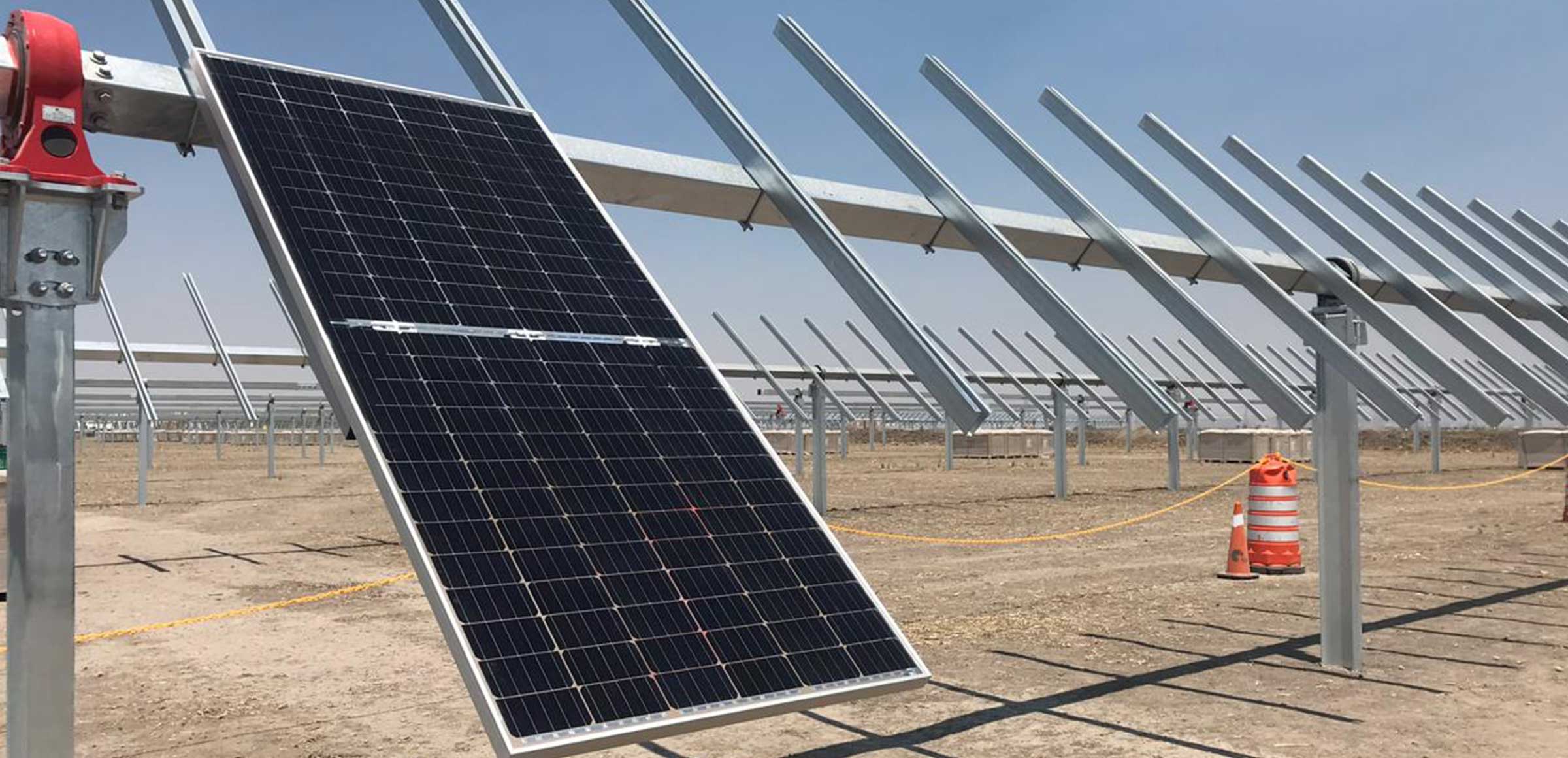 Installed the first bifacial photovoltaic panel in Magdalena II | Enel ...